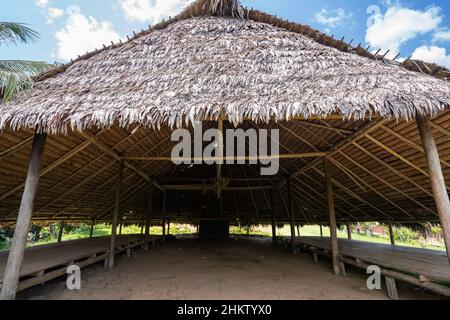 Architecture of a maloca in the indigenous community of the Ticunas ...