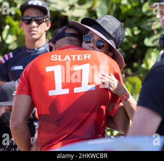 Haleiwa, HI, USA. 5th Feb, 2022. Kelly Slater pictured as he wins the ...