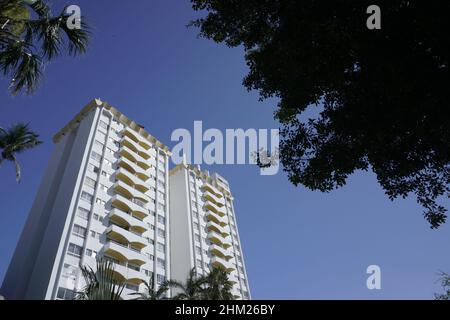 Twin Towers Condominiums, Acapulco, Mexico Stock Photo - Alamy