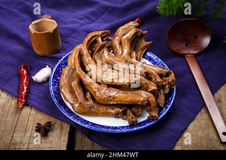 Halogen duck palm Stock Photo - Alamy