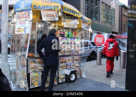 Iconic Sabrett hotdog stand near COVID-19 testing station Stock Photo ...