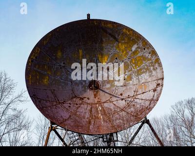 Cold War Radar Dish Stock Photo - Alamy