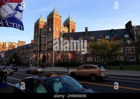 The Memorial Tower of the Quadrangle building complex in University of ...