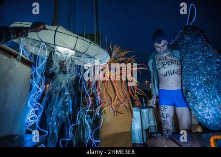 Why the deep sea? The deep seabed is largely unexplored, many areas ...