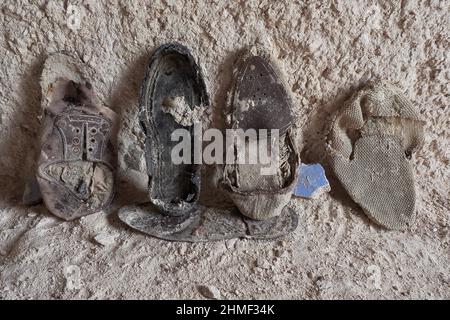 Rotten shoes on the floor, rotten shoe, shoe wreck, rotten kicker, worn ...