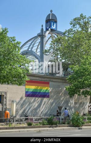 Underground station, Nollendorfplatz, Schoeneberg, Berlin, Germany ...