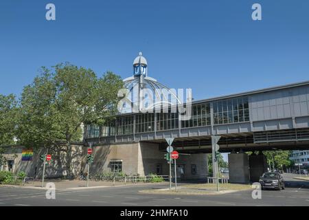 Underground station, Nollendorfplatz, Schoeneberg, Berlin, Germany ...