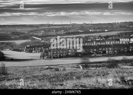 The colliery houses in the pit village at Beamish Open-Air Museum ...