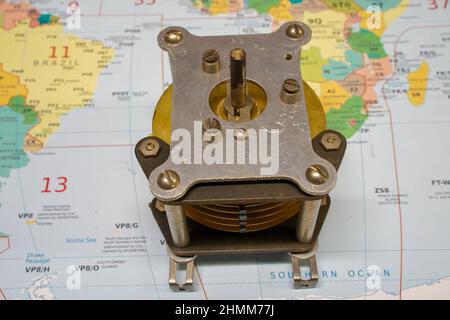 Rotary variable capacitor Stock Photo - Alamy