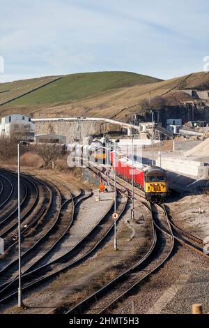Preserved lass 56 locomotive 56301, in use with Victa Railfreight ...