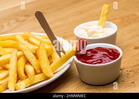 Belgian Frit shop (French Fries) in Antwerp, Belgium Stock Photo - Alamy