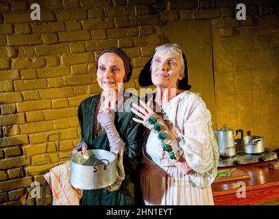 l-r: Anna Kirke (Mary Maude), Hildegard Neil (Miss Carrie) in VIEUX ...