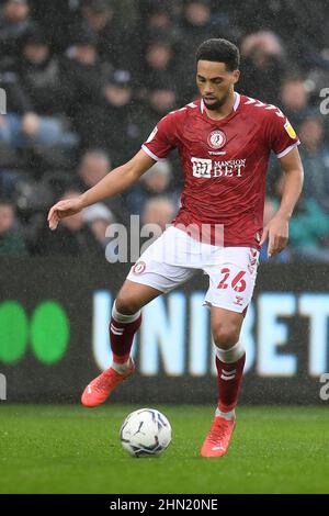 Zak Vyner of Bristol City during the Sky Bet Championship match between ...