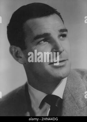 Rod Cameron (1910-1983), actor canadiense, junto a Yvonne De Carlo ...