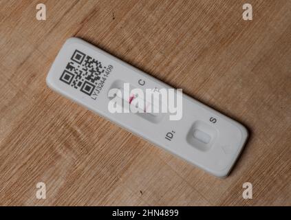 Positive lateral flow test for COVID-19 Stock Photo - Alamy