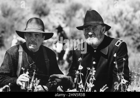 GERONIMO -1993 ROBERT DUVALL Stock Photo - Alamy