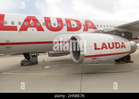 Lauda air part of the Ryanair holding Stock Photo - Alamy