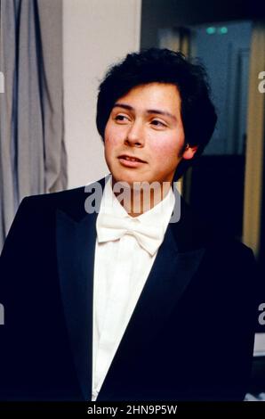 Cesar Gustavo La Cruz, peruanischer Kantor und Pianist der Klassischen ...