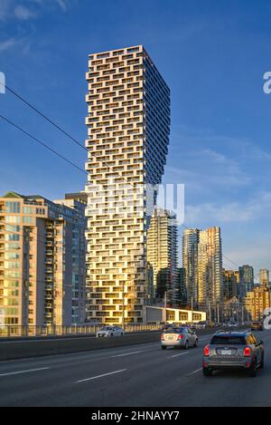 High rise condo tower with a twist, Vancouver House by Bjarke Ingels ...