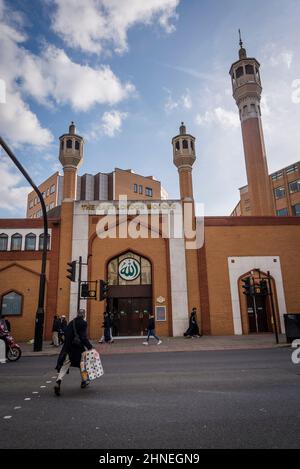 East London Mosque, Built in1985, Whitechapel Road, Tower Hamlets ...