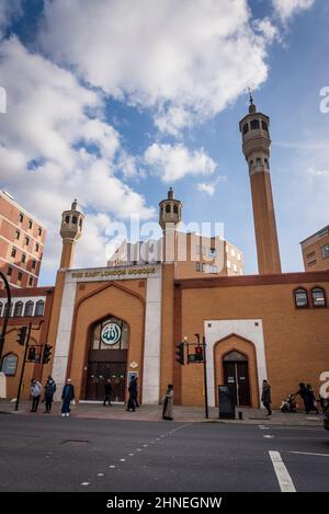 East London Mosque, Built in1985, Whitechapel Road, Tower Hamlets ...