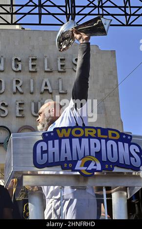 Super Bowl Trophy during victory ceremony Stock Photo - Alamy
