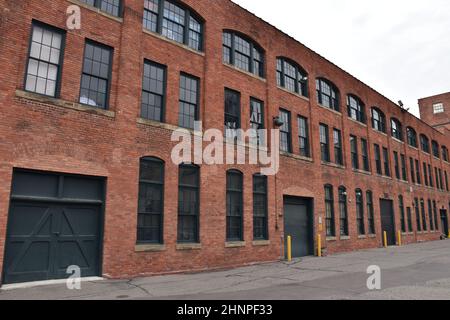 The 1904 Ford Piquette Avenue Plant in the Milwaukee Junction area of ...