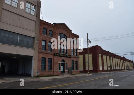 The 1904 Ford Piquette Avenue Plant in the Milwaukee Junction area of ...