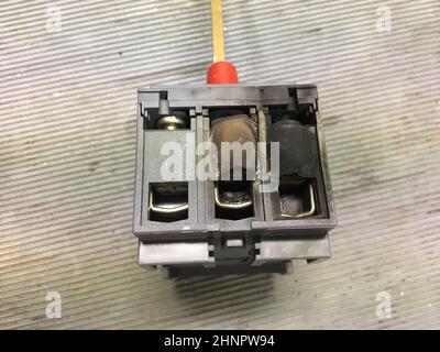 burned 3 phase isolator switch,burned switch,isolator switch ...