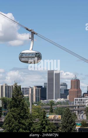 Aerial Tramway Portland Oregon Downtown City Skyline Cable Cars Stock ...