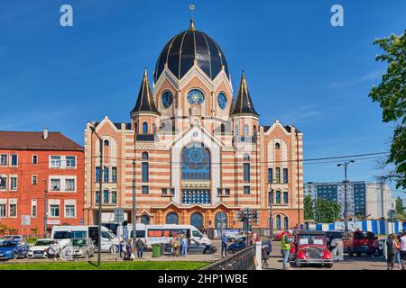 Facade of the New Liberal Synagogue building in Kaliningrad ...