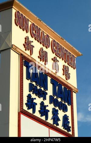 Vietnamese language signs in Houston Texas in Multi Ethnic Community ...