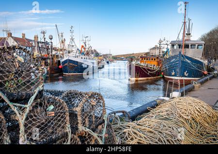 Heroine, Fishing Boat in Eyemouth Harbour, Scottish Borders, Scotland ...