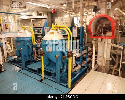 Merchant shipping and cruise ships in Grand Harbour, Valletta, Malta ...