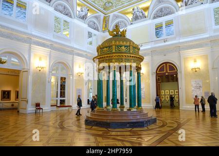 The Malachite Room in Winter Palace, St. Petersburg Stock Photo - Alamy