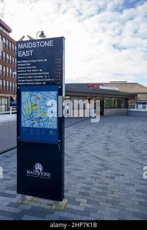 Maidstone East station, Kent, England. 'Cathedrals Express' special ...