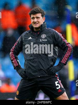 Harry Maguire of Manchester United warms up ahead of the Premier League ...