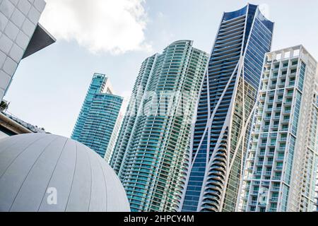 One Thousand Museum High-rise Building by Architect Zaha Hadid, with ...