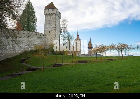 Zyt Tower (Zytturm) Clock Tower at Luzern Musegg Wall (Museggmauer ...