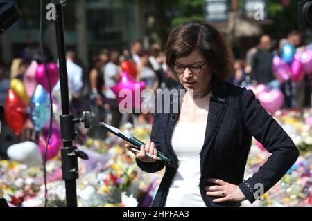 Jane Hill, BBC news journalist, on College Green, Westminster reporting ...