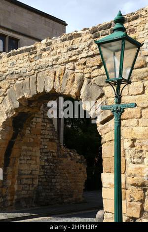 Newport Arch, Lincoln, Roman Sites, most famous, Roman remain Lincoln ...