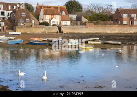 the small coastal town of emsworth on the hampshire coast Stock Photo ...