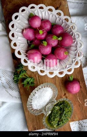 Red radishes Photo Janerik Henriksson / TT code 10010 Stock Photo - Alamy