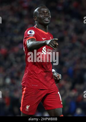 Sadio Mane of Liverpool (L) celebrates scoring the first goal with ...