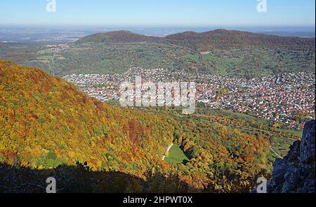 Autumn leaves, view of Dettingen-Erms, Albtrauf and Hohenneuffen Castle ...
