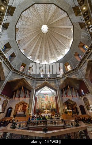 Upper sanctuary, Basilica of the Annunciation, Nazareth, Israel Stock Photo - Alamy