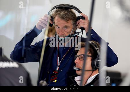 INEOS Sport CEO Sir Jim Ratcliffe speaks to Sir Alex Ferguson in the ...