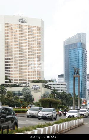 Jakarta, Indonesia.Welcoming Statue, patung Selamat Datang. Jakarta ...