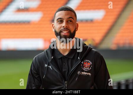 CJ Hamilton #22 of Blackpool arrives at Oakwell Stadium, Home of ...
