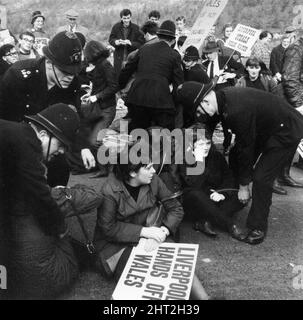 Welsh Nationalists protest the opening of Llyn Celyn reservoir in the ...